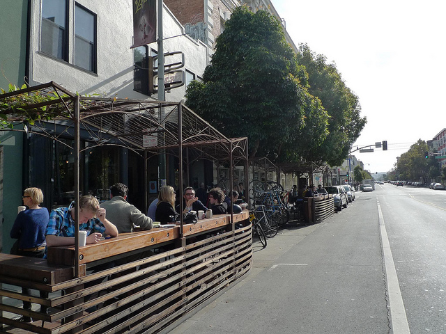 Você sabe o que é um “Parklet”? | Helena Schanzer